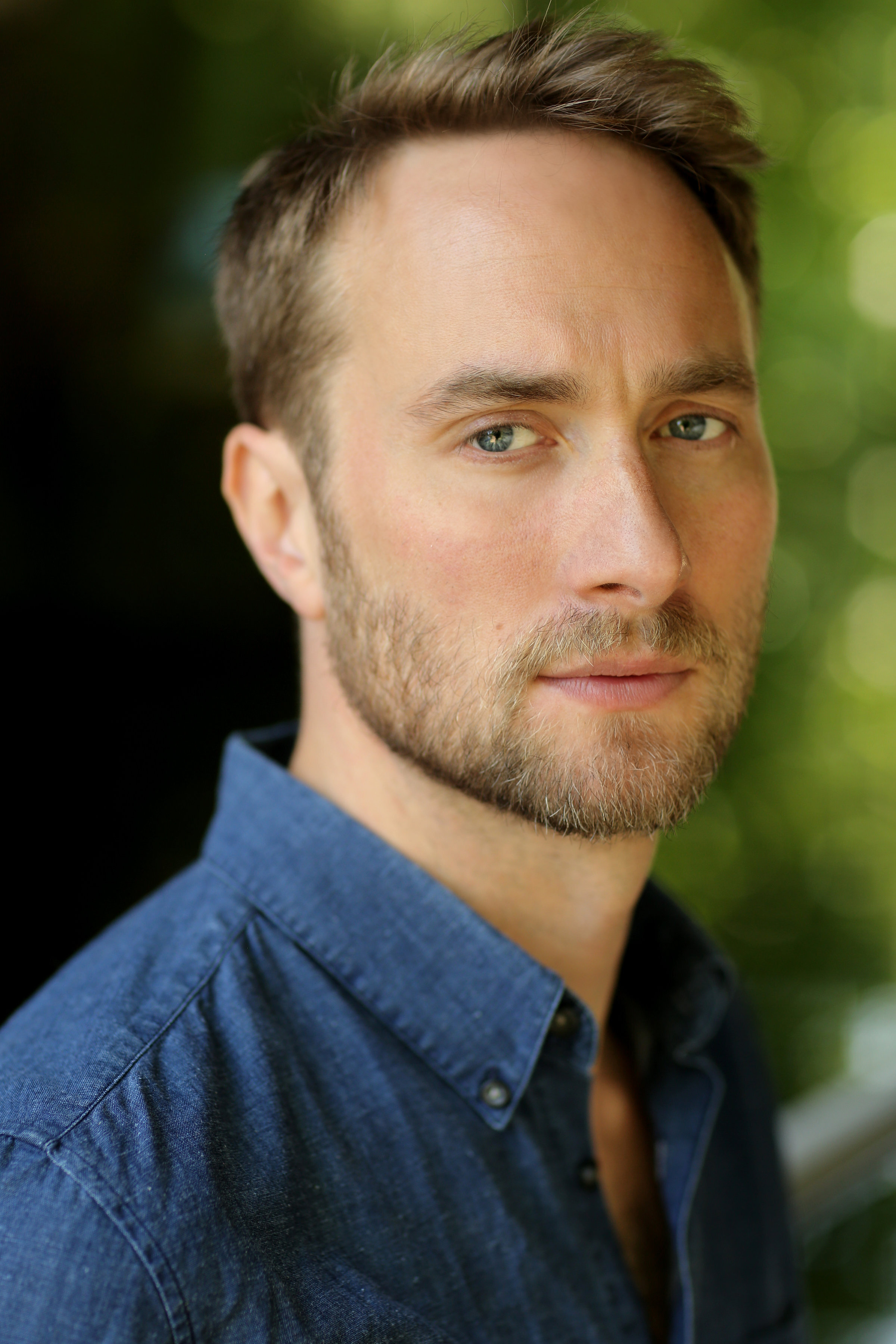 42 Management & Production (en-GB)